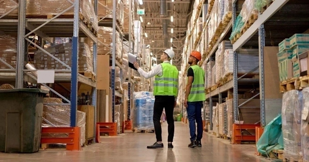 AI-driven manufacturing: Smart factories for Industry 4.0 | HCLTech